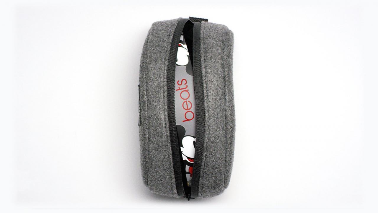 Beats Solo 3 Mickey Mouse Edition - phiên bản kỷ niệm 90 năm ra mắt chú ...